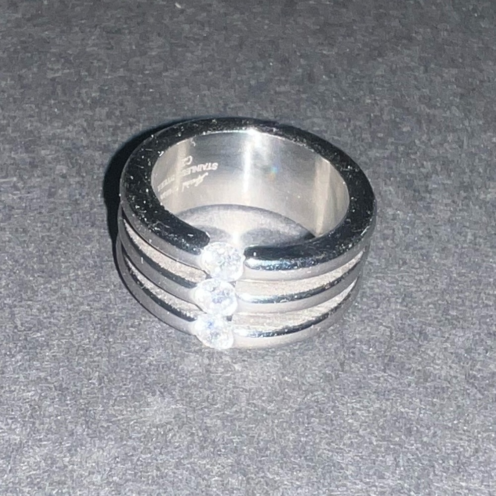 Speidel Stainless Steel Tension Mount Cz Ring 7.5 App… - Gem